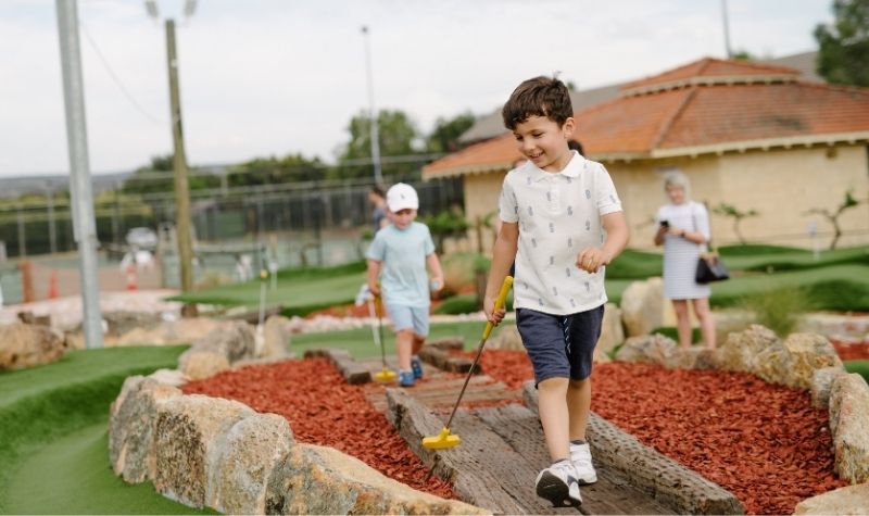 Golf Course Perth » Public Golf Course Perth - The Vines Golf Course